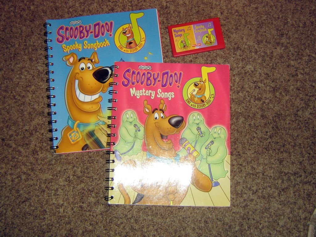 Scooby Doo Mystery Song And Spooky Songbook For Story Reader 600674