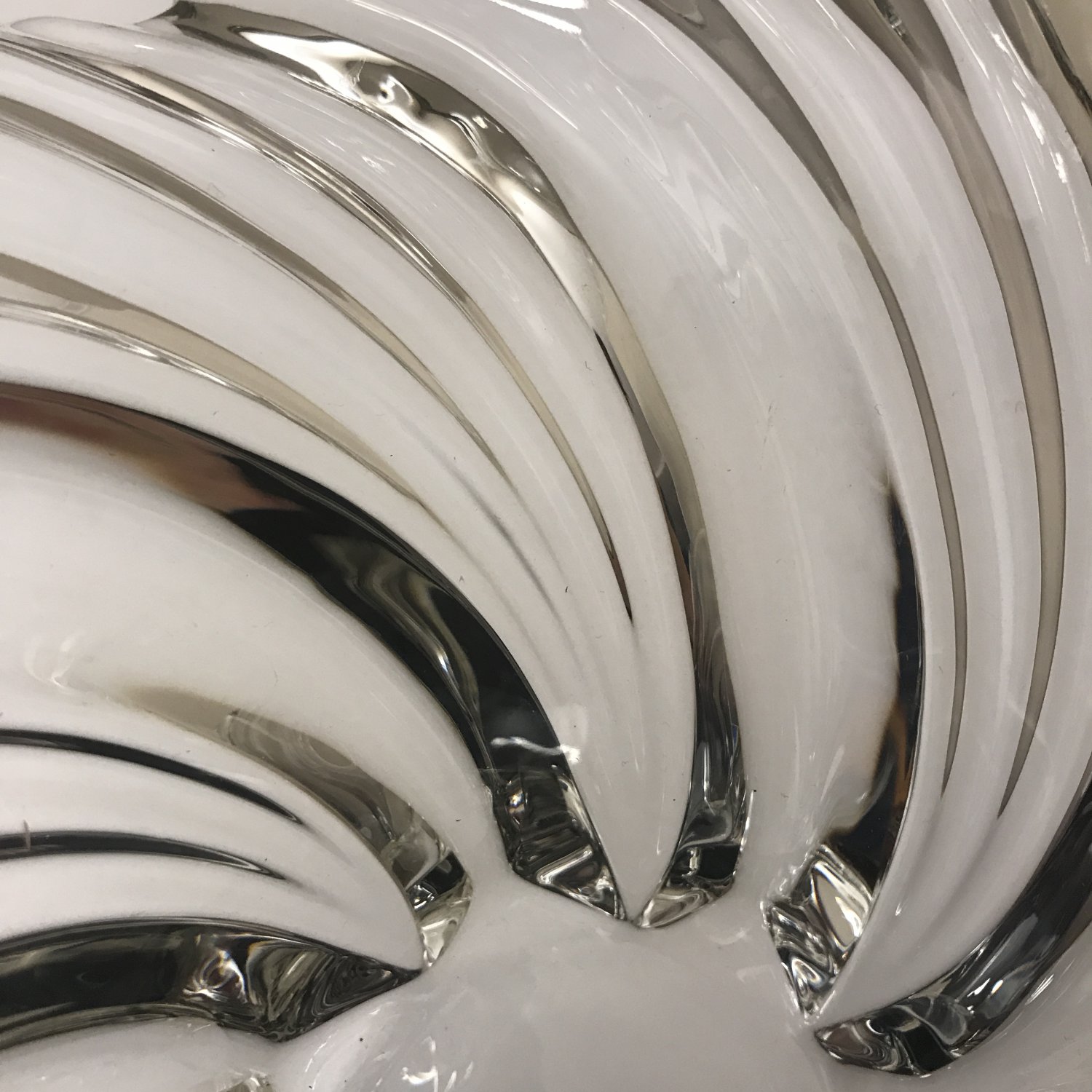 Mikasa Art Glass Bowl Centerpiece Belle Epoque Large Crystal Swirl Bowl