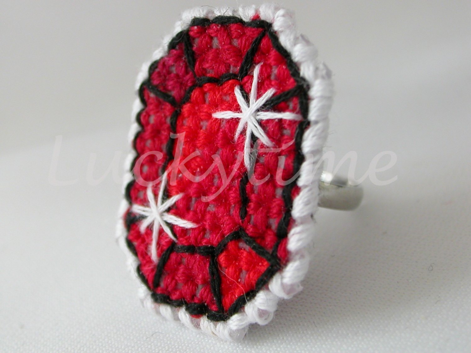 Crimson Red gemstone Plastic Canvas gem adjustable ring