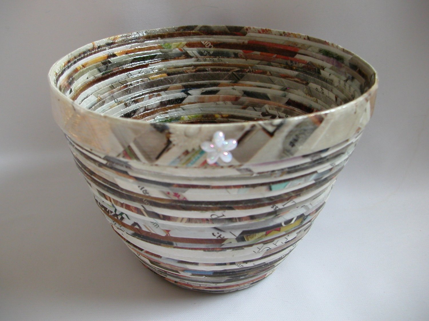 Recycled magazine bowl brown white acrylic flower handmade