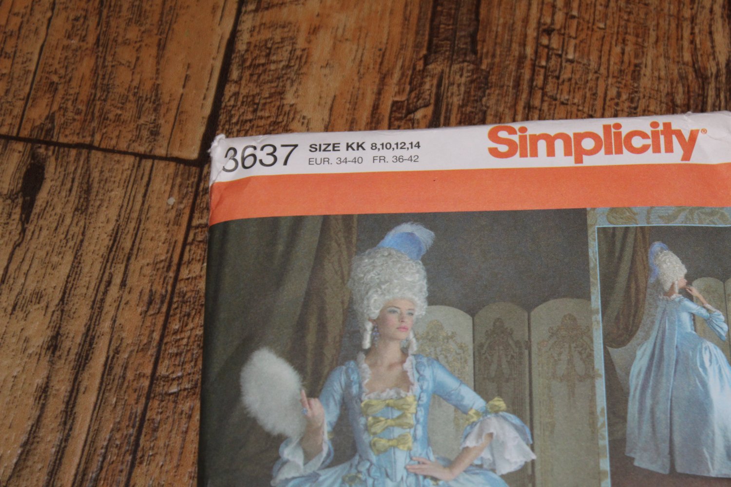 Simplicity 3637 Bridgerton Victorian Queen Gown Dress Marie Antoinette ...