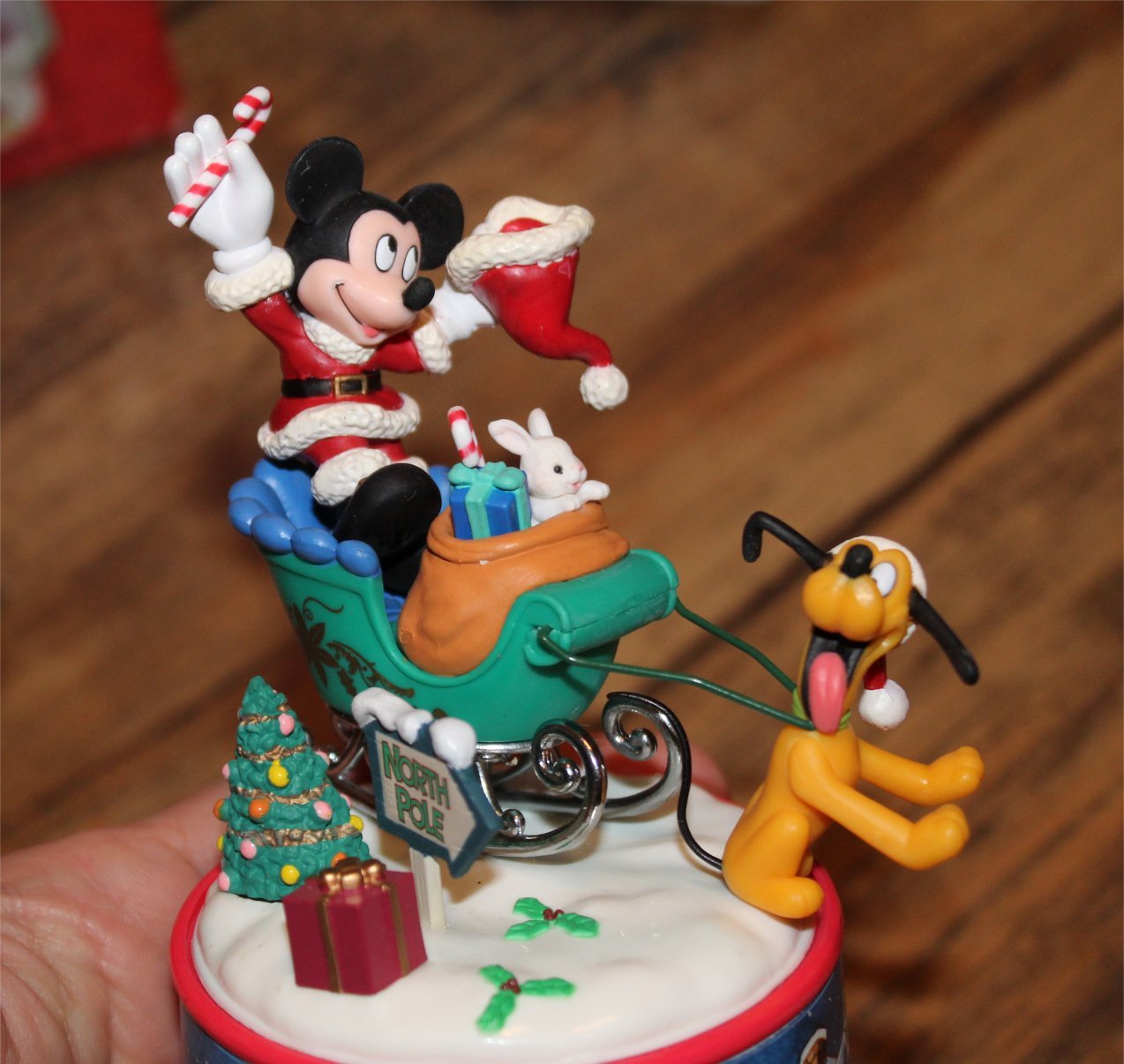 Vintage ENESCO Disney's Mickey & Co. Santa's Secret Helpers Mini Action ...