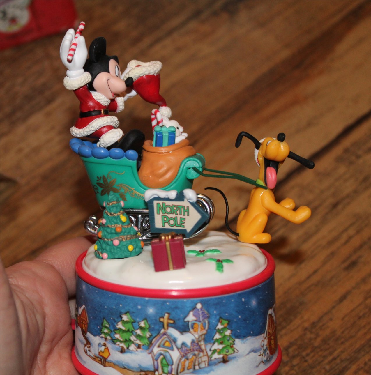Vintage ENESCO Disney's Mickey & Co. Santa's Secret Helpers Mini Action ...