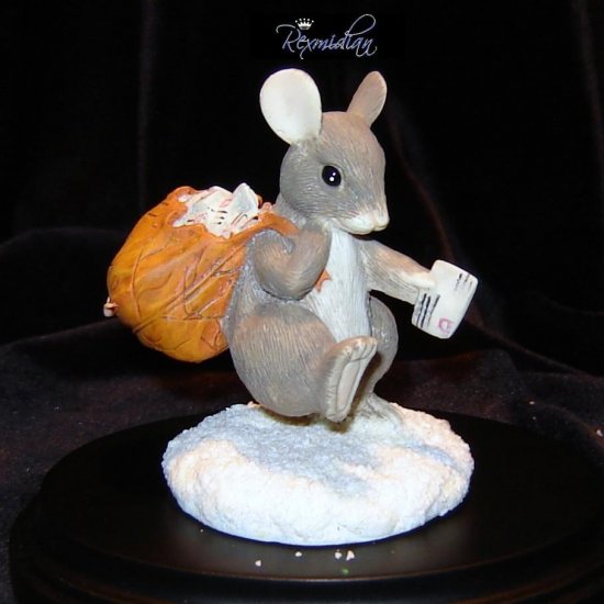 Charming Tails - Mail Mouse Figure