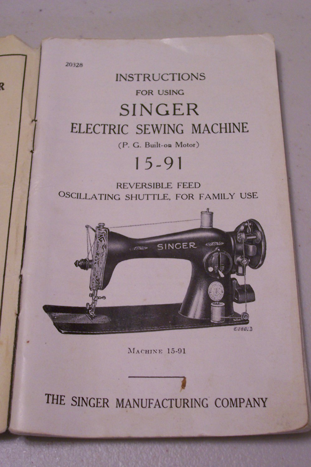 Vintage Singer Sewing Machine Instruction Manual Book 15-91