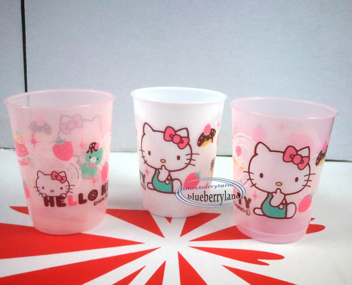 3 Pcs Sanrio Hello Kitty Plastic Cups Drinking Mug / Cup Kids parties