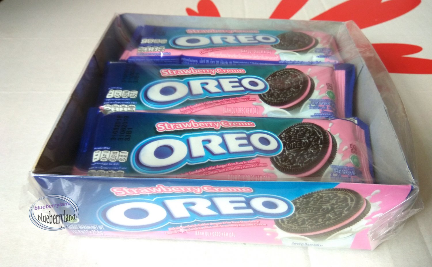 Oreo Strawberry cream flavor Sandwich cookie Biscuit packs cookies kids ...