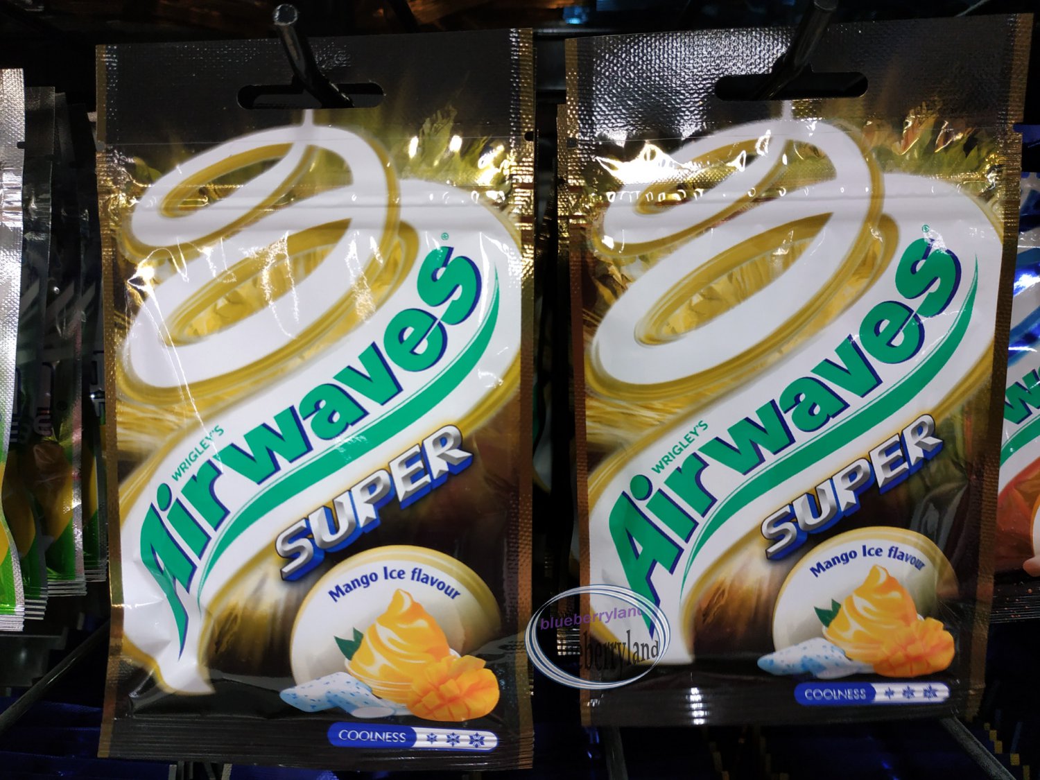 Wrigley's Airwaves Super Mango Ice Flavor Sugar-free Gum x 2 Packets
