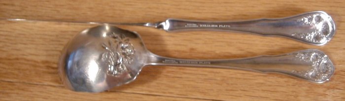 ONEIDA COMMUNITY RELIANCE SILVER PLATE BRIDAL ROSE 2 PC. *SHIPS FREE*