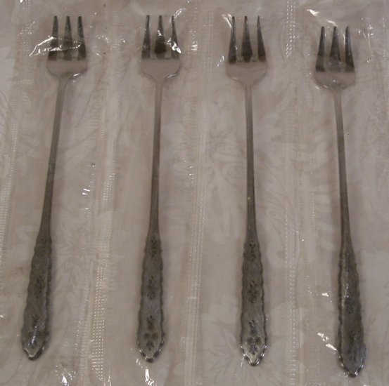 ONEIDA DELUXE STAINLESS FLORAL BOUQUET COCKTAIL FORKS SET OF 4 *NEW ...