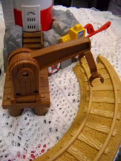 GeoTrax Rail & Road System - Harbor Docks Lighthouse 2004