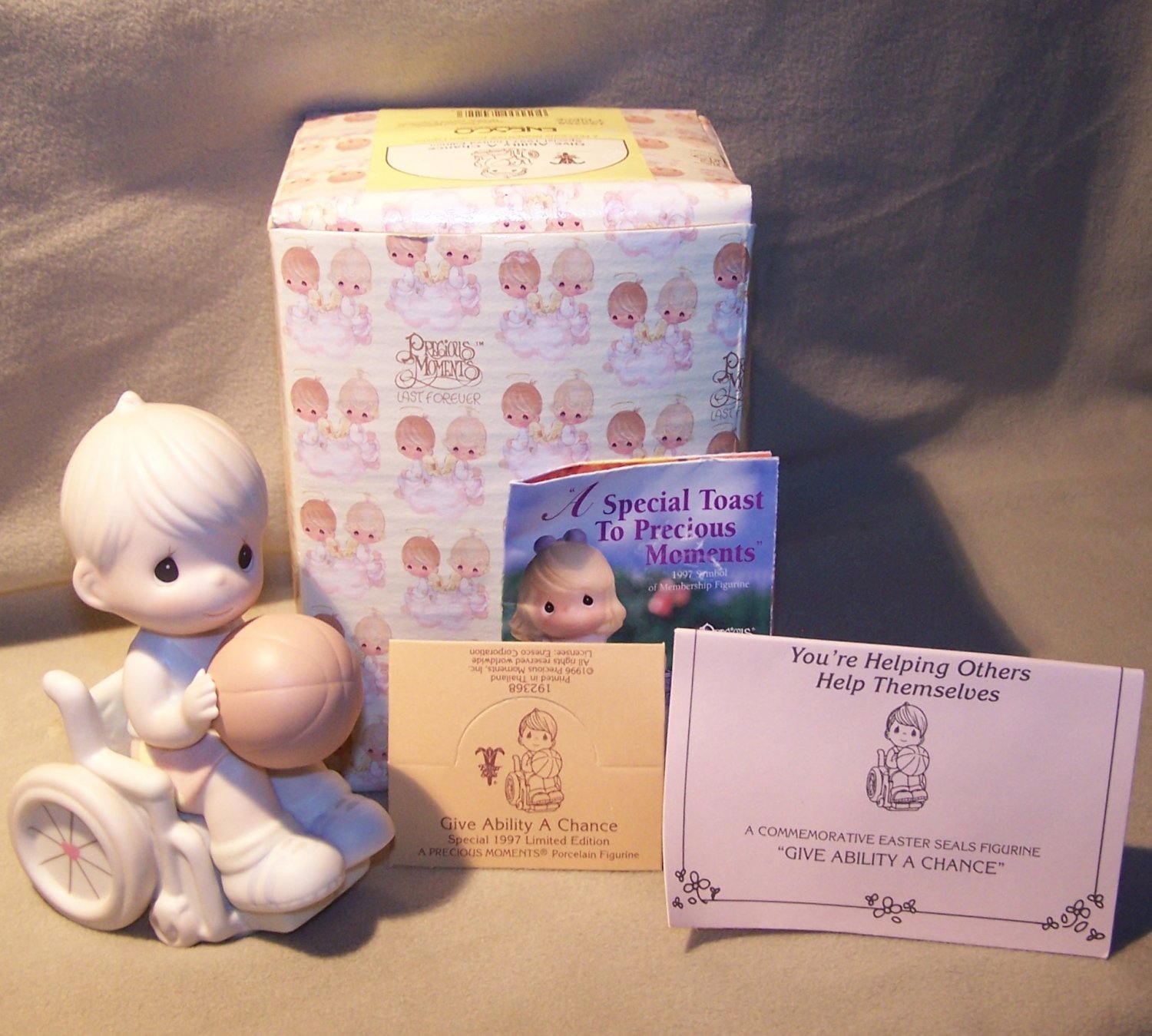 Precious Moments figure, Give Ability A Chance, 1997 – IN BOX