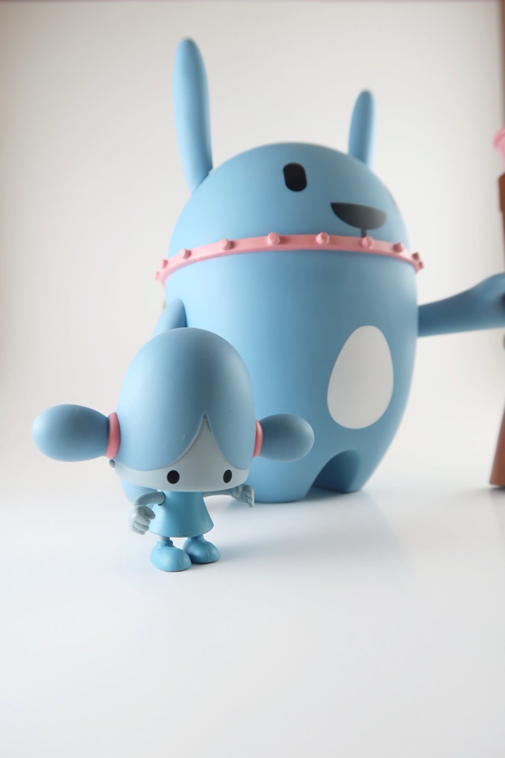 Rolitoland 7.5 inch Nedzed blue rabbit included mini figure