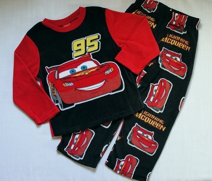 DISNEY CARS LIGHTNING MCQUEEN Boy's Size 4 Fleece Pajama Set, NEW