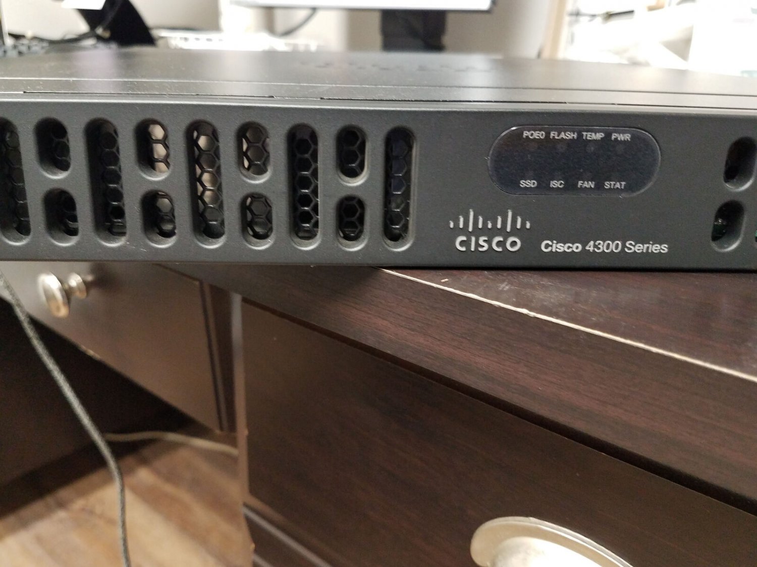 CISCO ISR4331/K9 Integrated Service Router V04 4300 Series As-Is