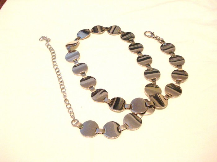 Chrome plated discs metal chain belt 28-37 inches vintage ll3080