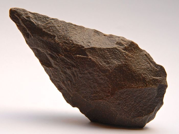 ACHEULEAN 185MM QUARTZITE BIFACE 400k/600k BC