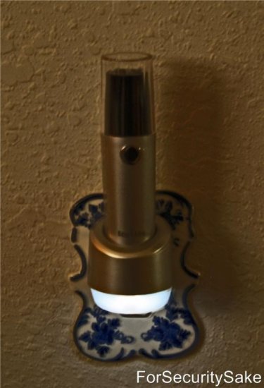 Eco-i-Lite™ Combo Night Light & Flashlight 2-pack