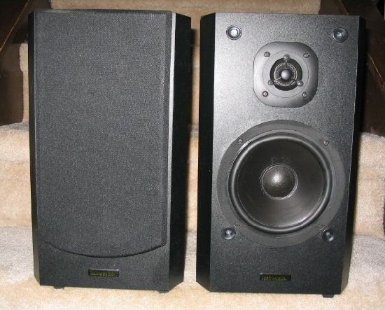 2 Techwood SAT62 2-way Bookshelf Speakers Black Stereo