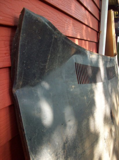 1968 1969 Chevrolet Malibu EL Camino Chevelle NOS GM HOOD #3940631 150.00