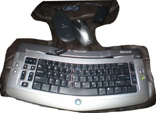 Microsoft Wireless Entertainment Desktop 7000