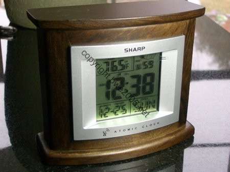 Sharp Atomic Desk Clock Dark Wood & folding case Metal Clock Travel ...