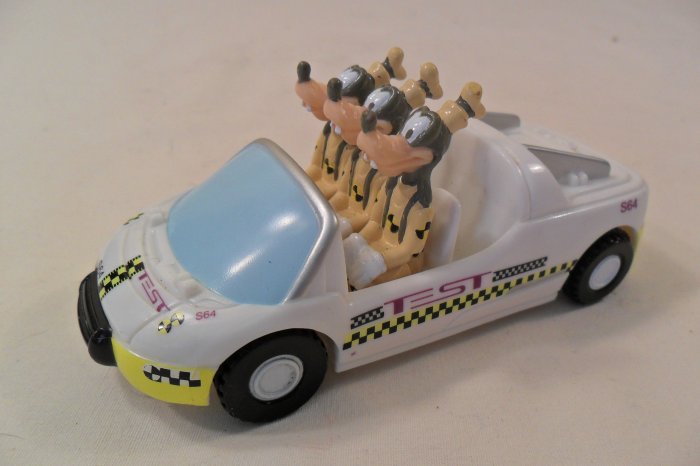 WALT DISNEY PARKS RESORT GOOFY TEST TRACK CARS VEHICLES RARE