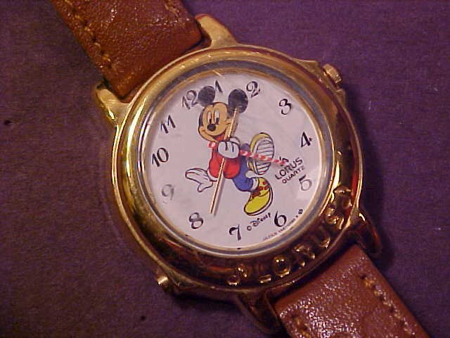 VINTAGE DISNEY MICKEY MOUSE LORUS WATCH (SOLD)