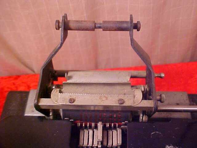 VINTAGE R.C ALLEN BUSINESS ADDING MACHINE GLLSON-AYRES (SOLD)