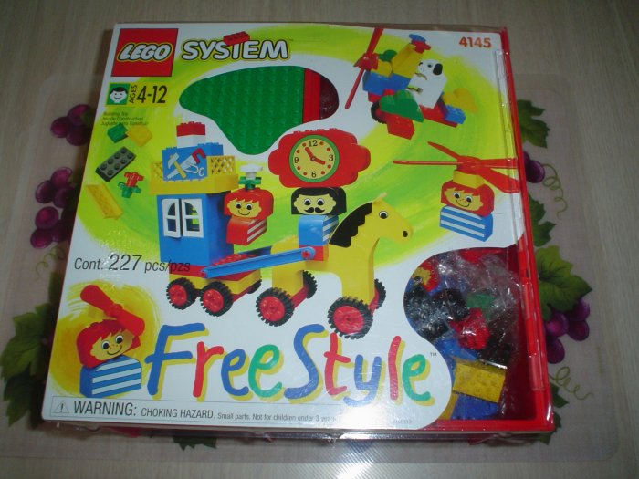 LEGO LEGOS 4145 3+ Large Display/FreeStyle/227 Pieces Set - NEW - SEALED!