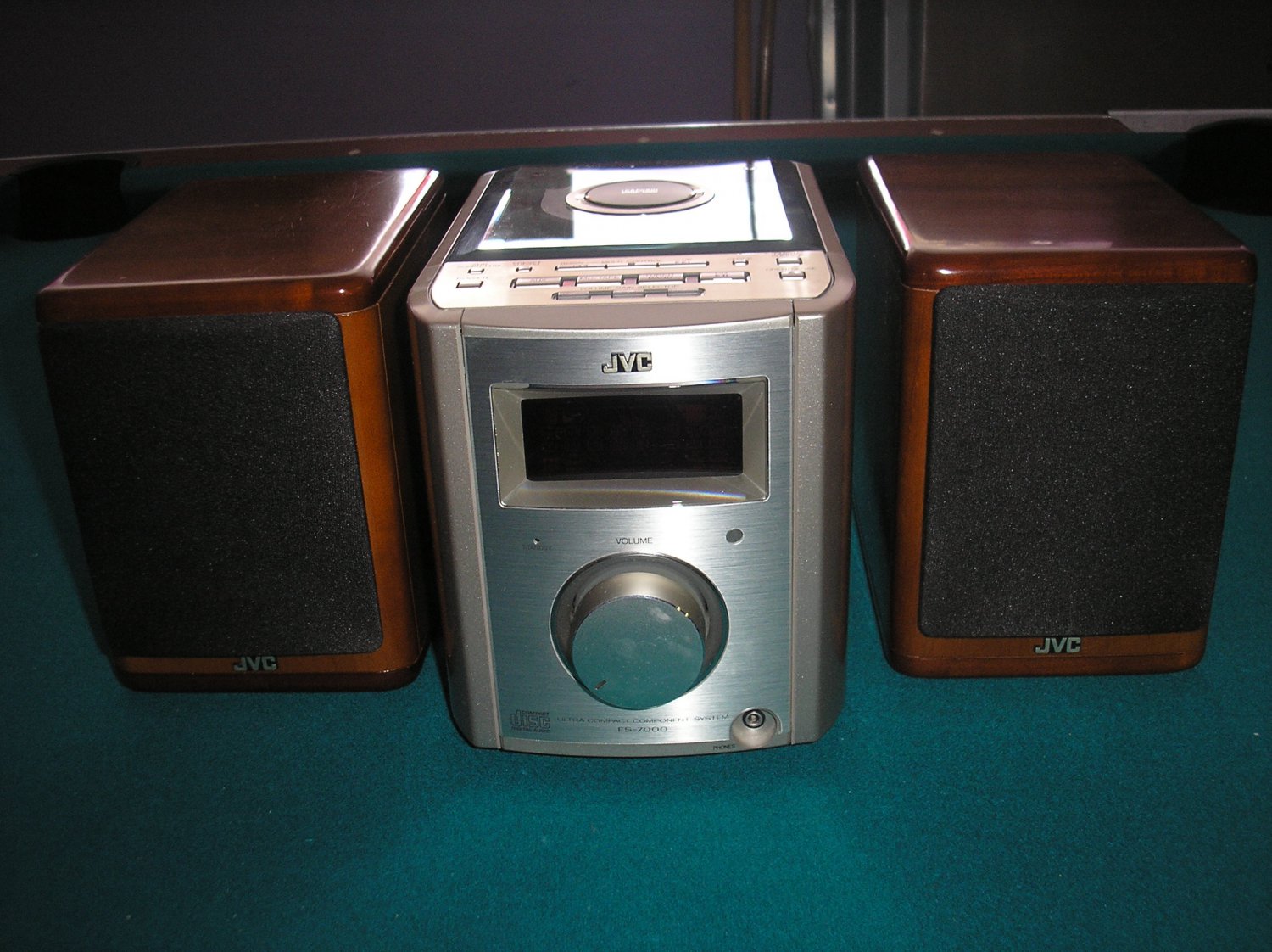 JVC FS-7000 Executive Ultra Compact AM/FM CD Stereo MicroSystem ...