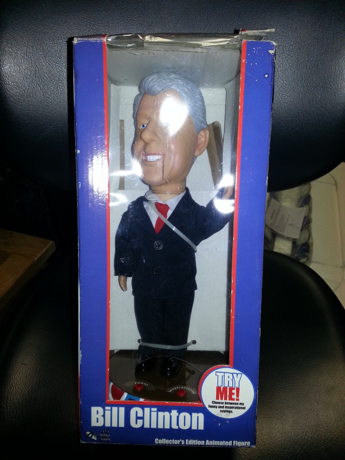 PRESIDENT BILL CLINTON COLLECTOR'S EDITION ANIMATED FIGURE!