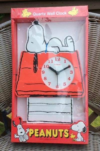 Peanuts Cosmo Snoopy Quartz Wall Clock - Model #1082!