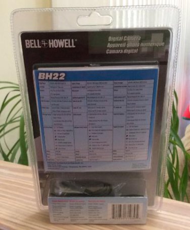 Bell & Howell Credit Card Sized Mini Digital Camera #BH22 - New in package!