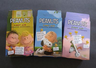 PEANUTS Charlie Brown, Lucy & Snoopy First Aid Bandages Band-Aids 20-ct ...