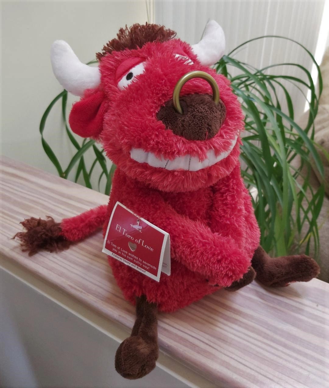 Hallmark El Toro of Love Animated Bull Stuffed Toy New with Tag!