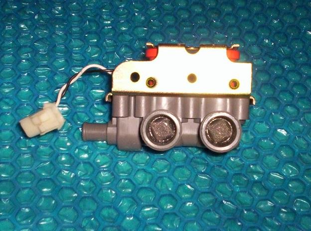 Maytag Neptune Washer Mdl MAH3000AWW Water Valve - 22002294 stk#(1559)