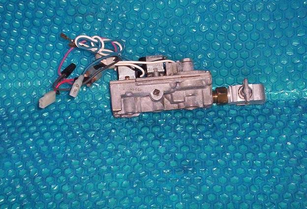 Kenmore Dryer Gas Valve 688631 stk#(1814)