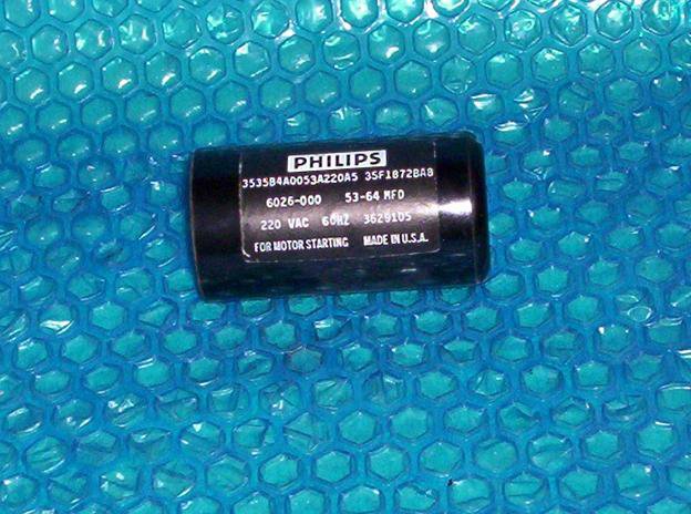 Philips CAPACITOR 3530B4A0053A220A5 53-64 MFD stk#(256)
