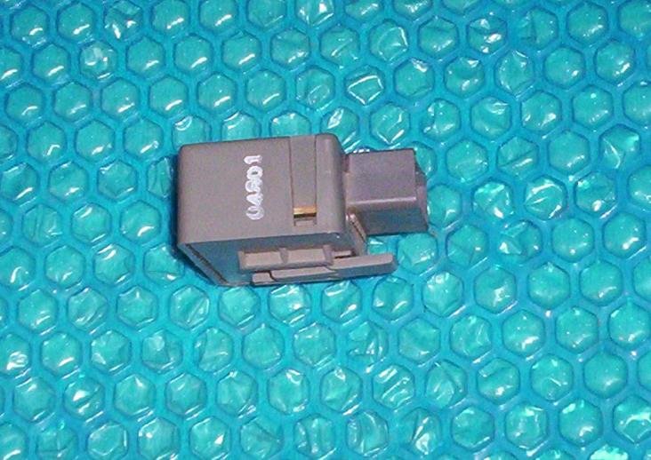 FORD 4x4 transfer case relay module F57B-6912-BA stk#(2184)