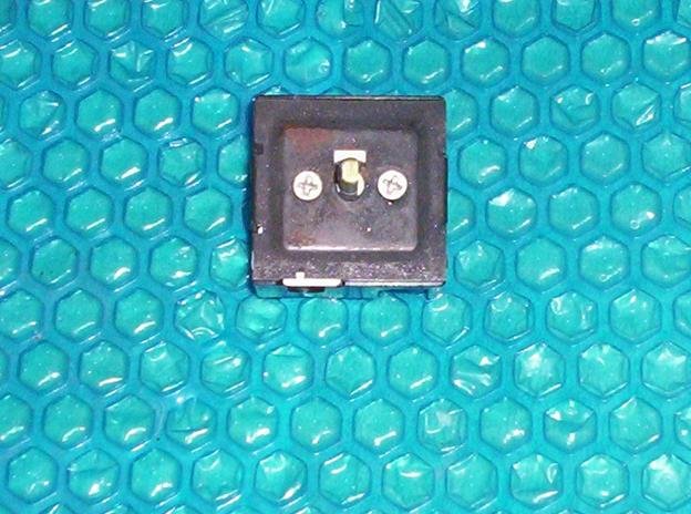 AMANA Electric stove Burner Infinite switch 31926701 stk#(2437)
