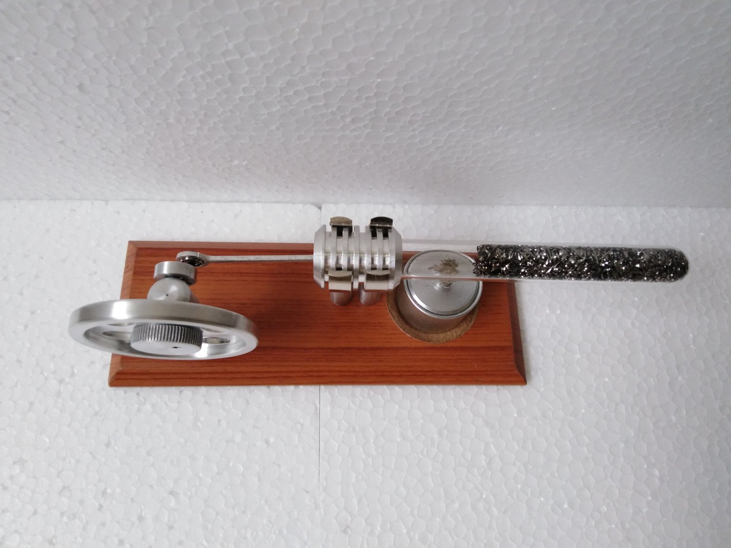 thermoacoustic heat engine / Lamina Flow Stirling Engine Christmas ...