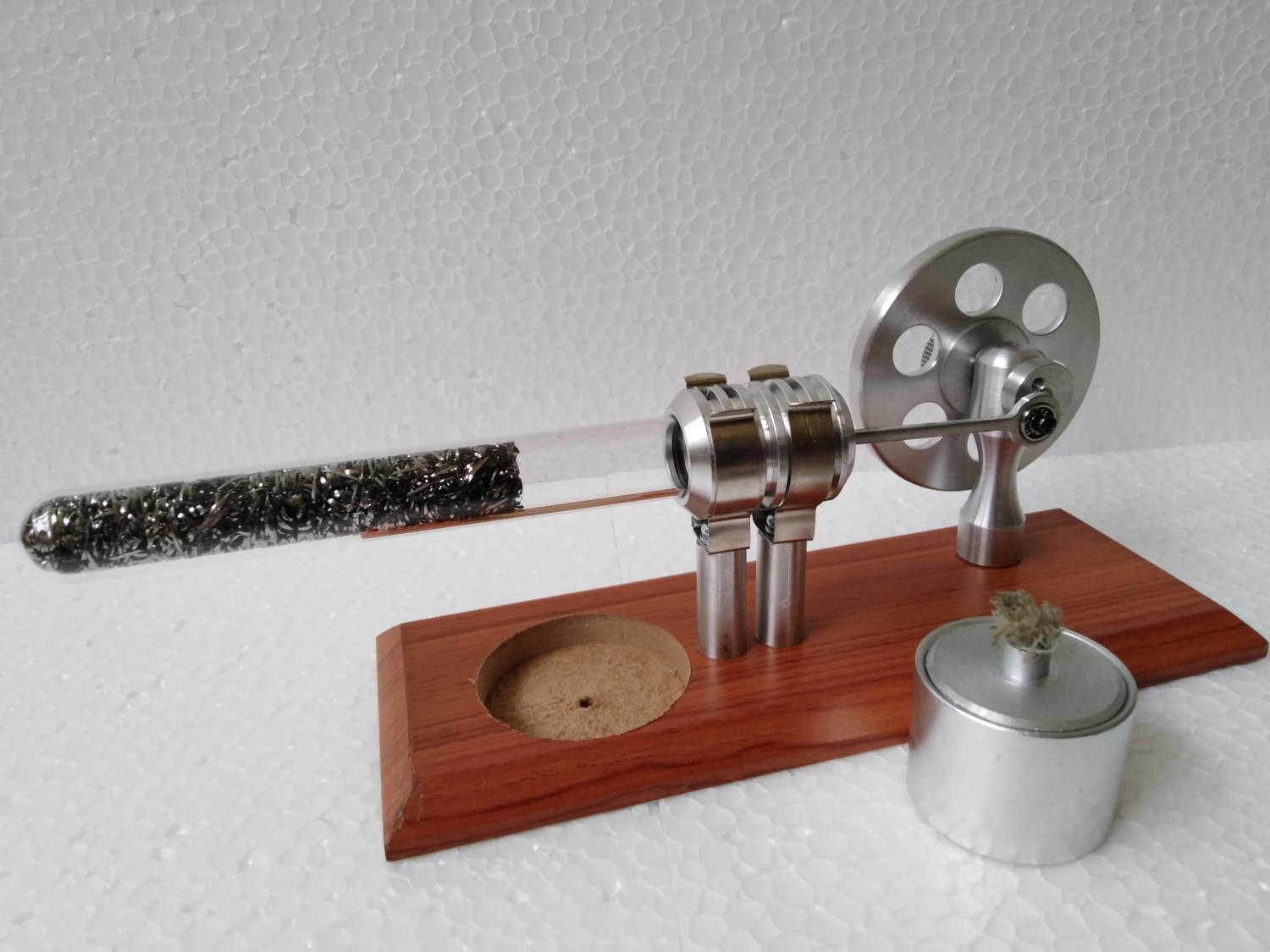 thermoacoustic heat engine / Lamina Flow Stirling Engine Christmas ...