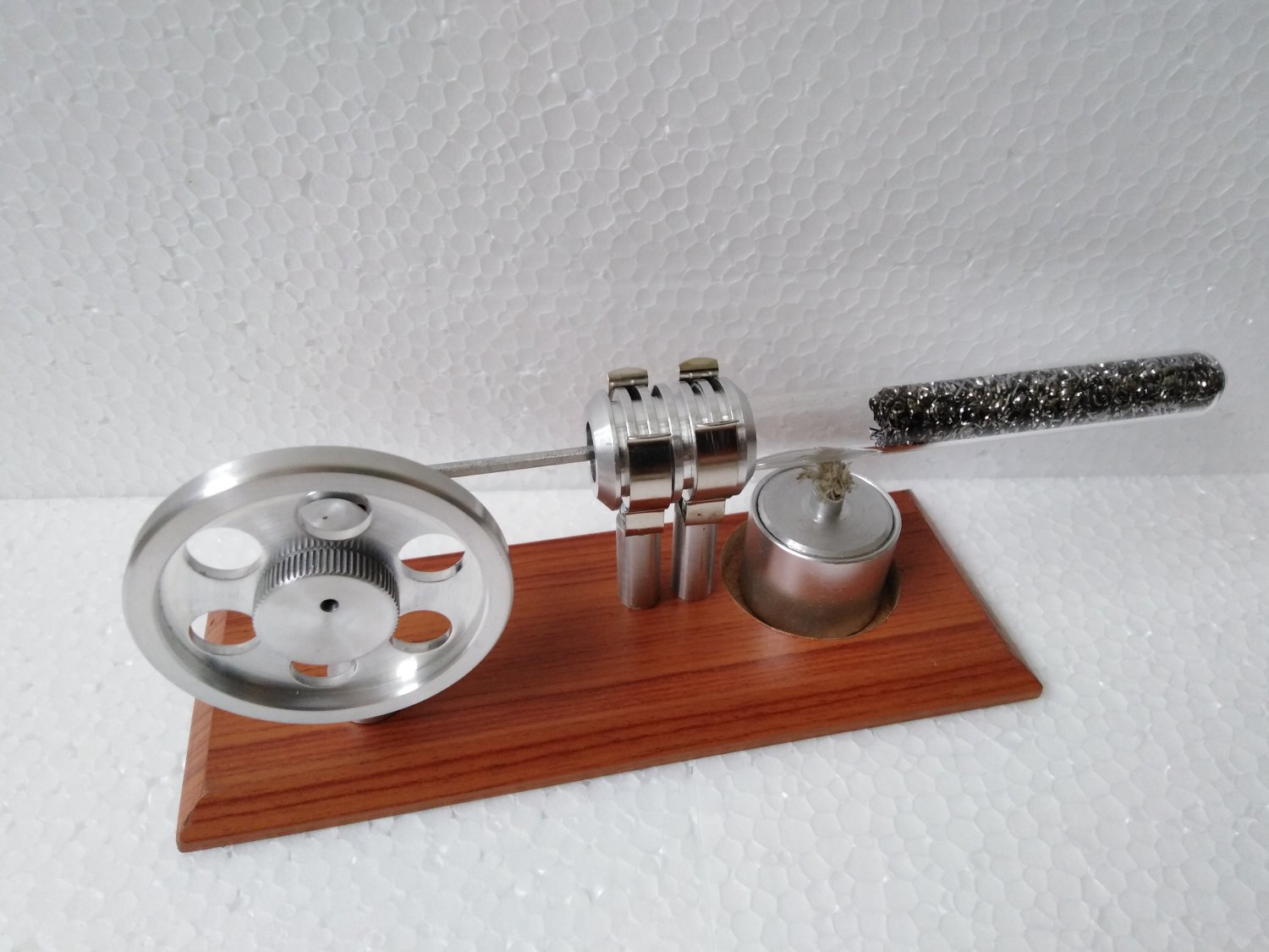 thermoacoustic heat engine / Lamina Flow Stirling Engine Christmas ...