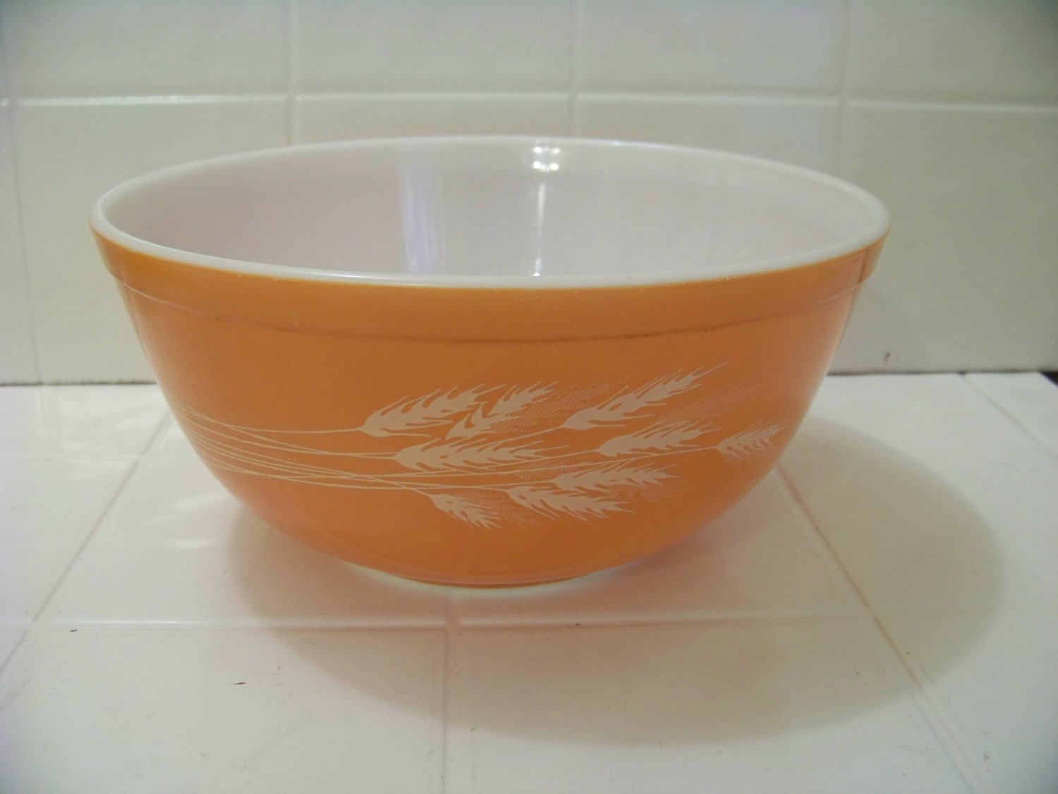 Pyrex Harvest wheat 2.5 liter mixing bowl #403