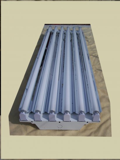 T8 FLUORESCENT SHOP LIGHT FIXTURES = 400 metal halide