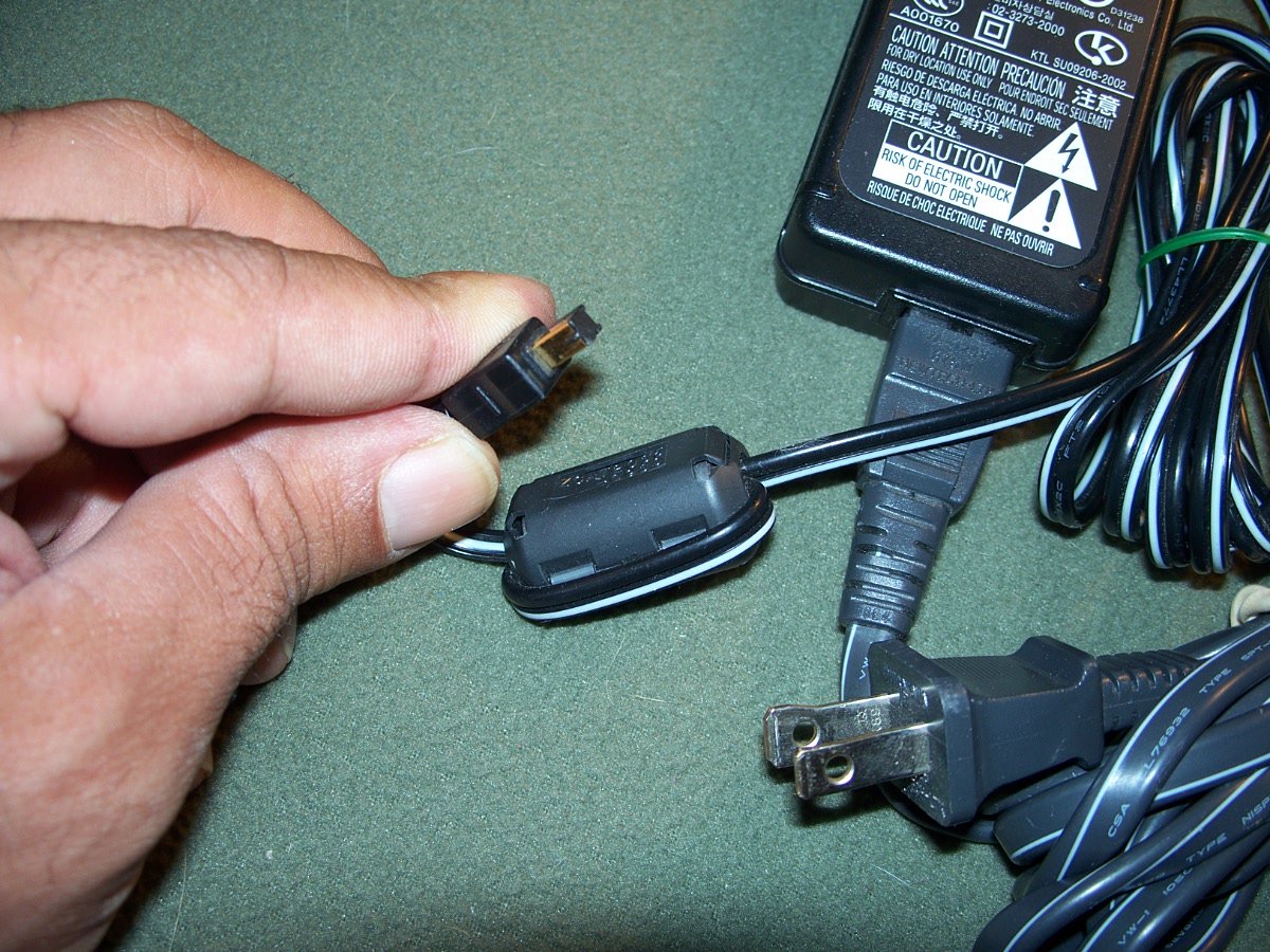 Genuine Sony AC-LS5 AC adapter for Cyber Shot Cameras