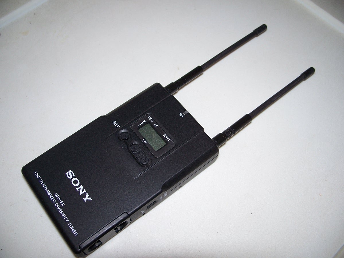 Sony URX-P2 Portable Wireless Microphone Receiver (30/32) 30-33 566.125 ...