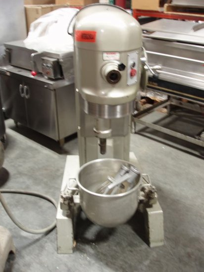 Hobart H-600 60 Qt. 1 Single Phase Mixer w/ Attachments