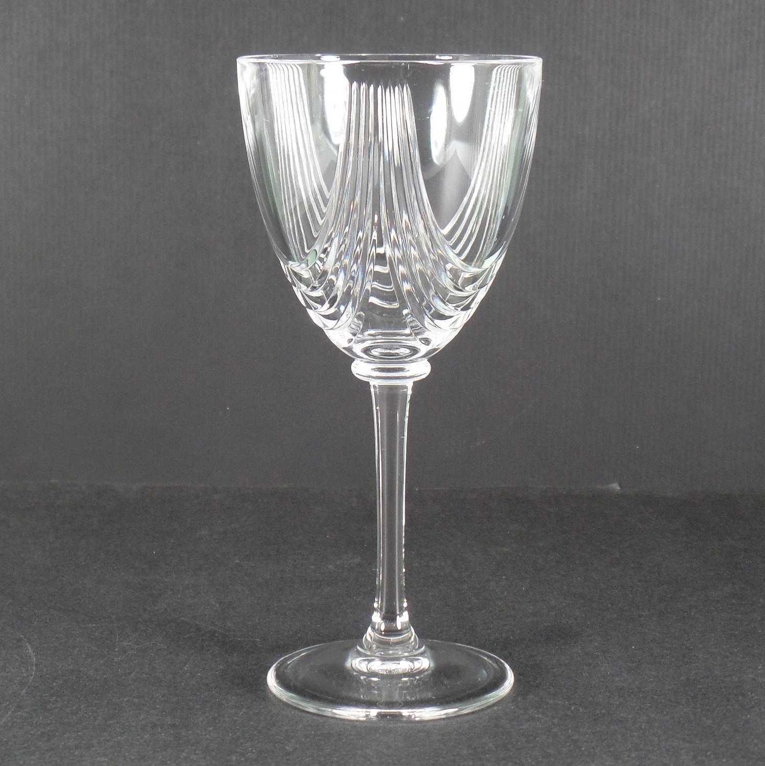 Royal Crystal Rock Magnolia Wine Glass